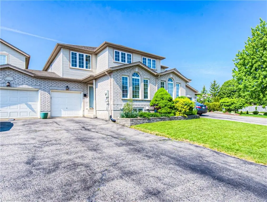 381 University Downs Crescent, Waterloo, Ontario Sold History | HouseSigma