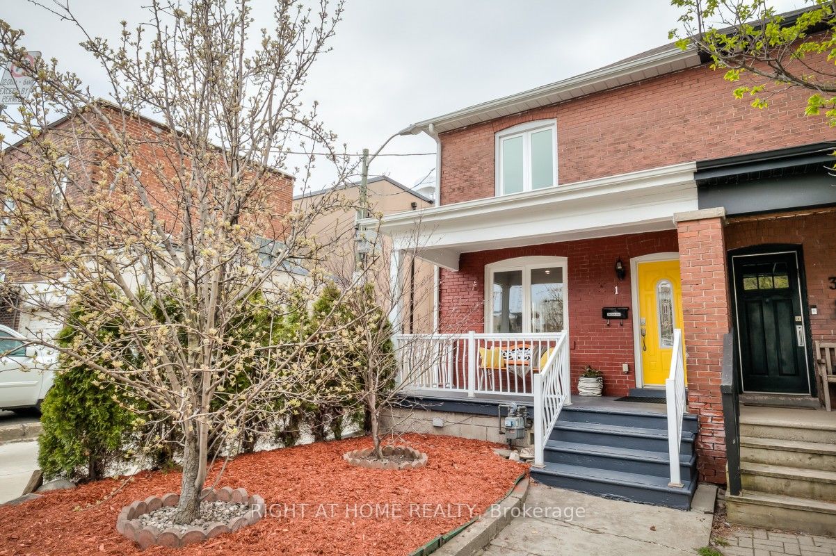 1 Eleanor Ave, Toronto, Ontario M6E1Z8 Sold History | HouseSigma